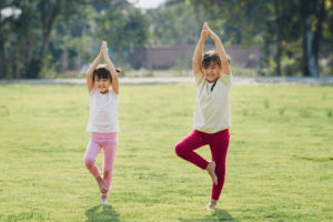 Christmas Themed Yoga Poses for Kids + FREE Lesson Plan