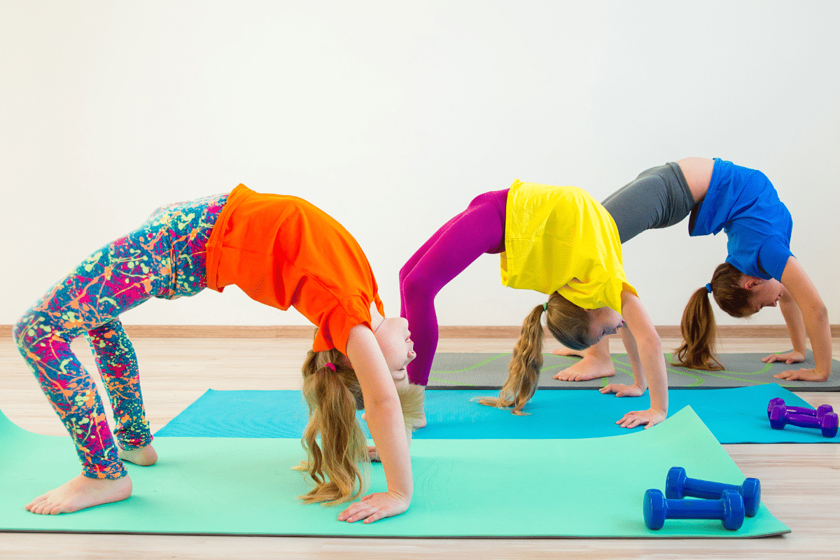 5 Fun Ways to Teach Kids Yoga in a Class : Kumarah